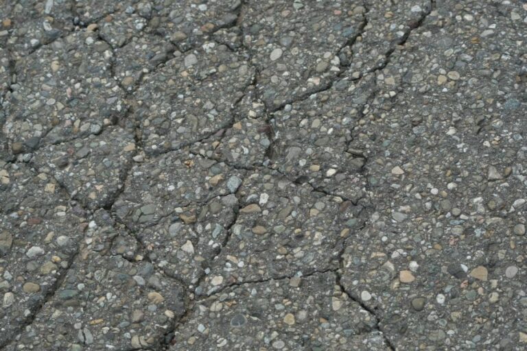 Types of Road Cracks | Rua Seguridad