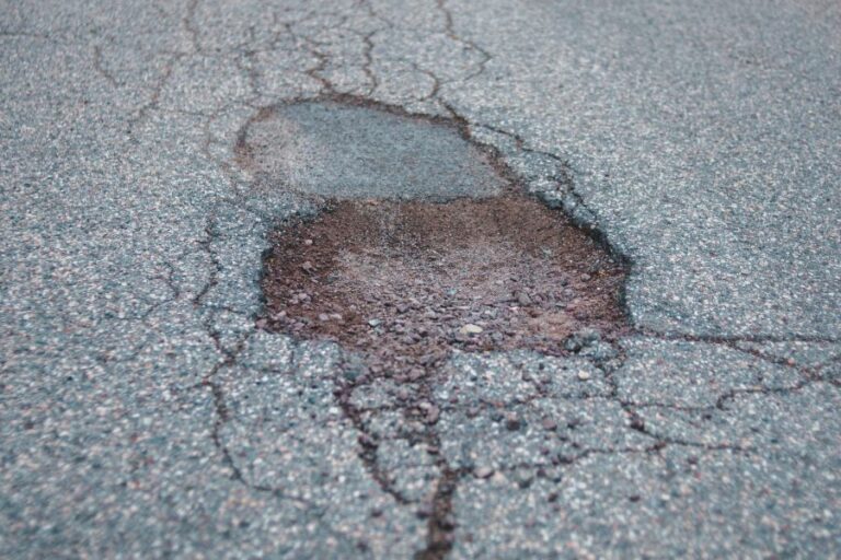 Types of Road Cracks | Rua Seguridad