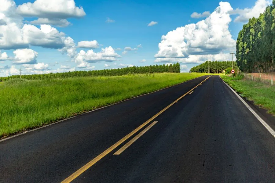 Road Marking Solutions | Thermoplastic Paint Suppliers | Rua Seguridad